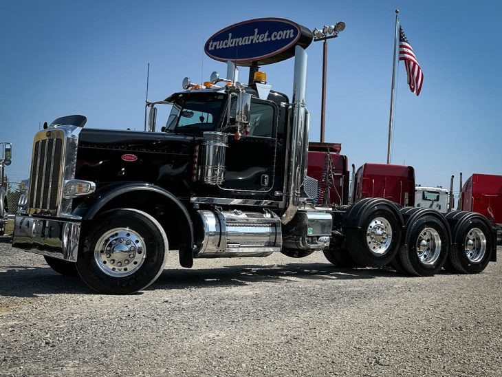 Peterbilt Trucks