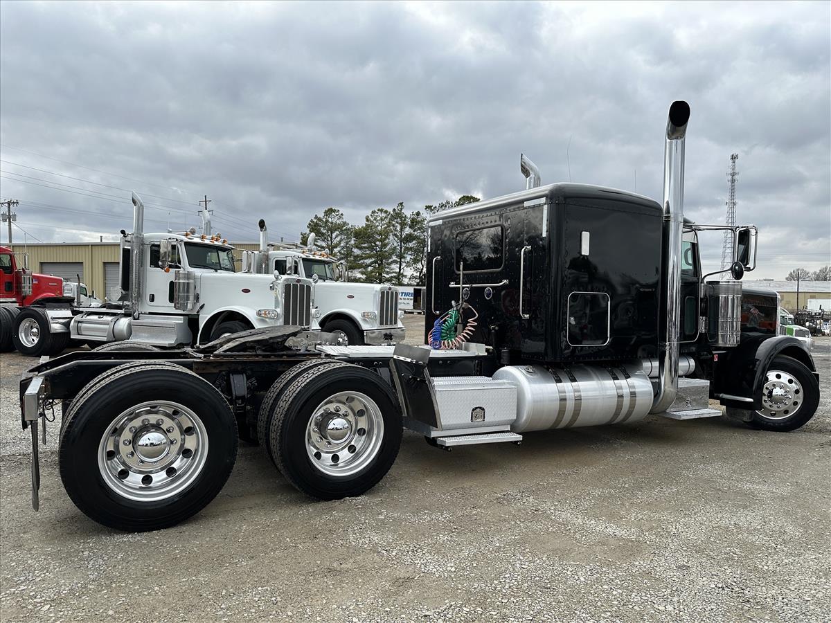 2015 PETERBILT 389 GLIDER KIT 319935 - Truck Market